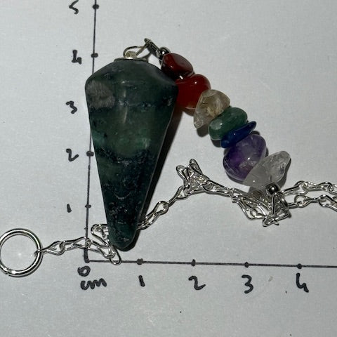 Emerald Pendulum – Oasis de Cristal