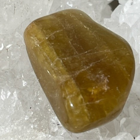 Heliodore (Golden Beryl) Grade A – Oasis de Cristal