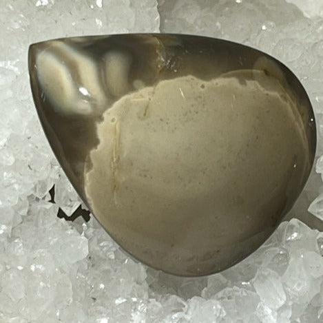 Banded Flint from Poland – Oasis de Cristal
